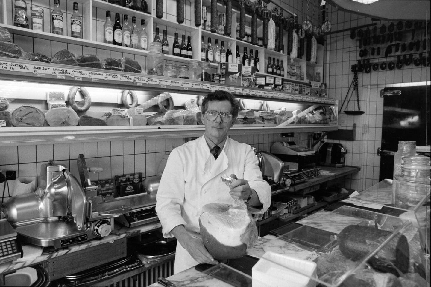 Slagersdochter vertimmert haar ruim honderd jaar oude slagerswinkel tot ...