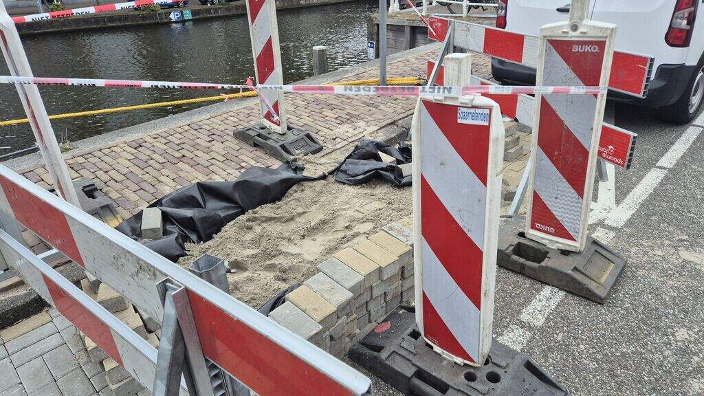 Kademuur van Donkere Spaarne ’onvoldoende stabiel’: vervanging wordt ...