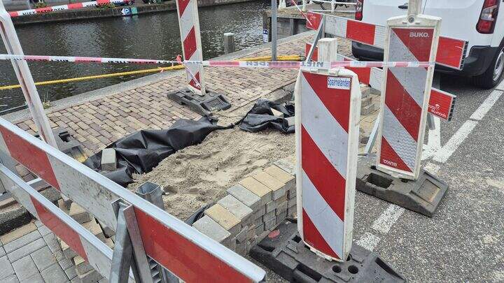 Kademuur van Donkere Spaarne ’onvoldoende stabiel’: vervanging wordt ...